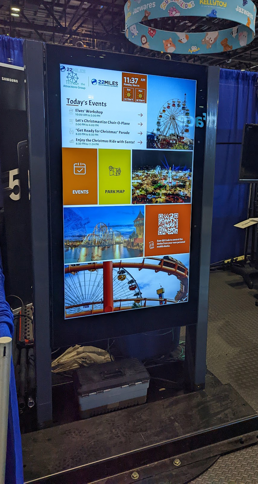 Interactive Digital Signage Wayfinders at Theme Parks Enhance Guest ...